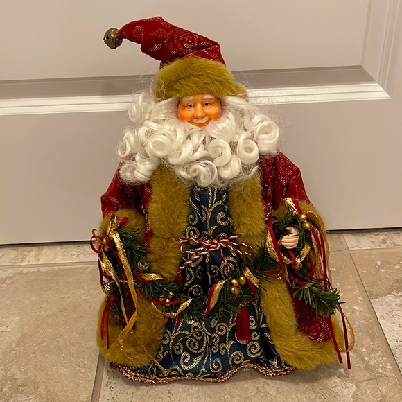 Holiday | Santa Tree Topper | Poshmark